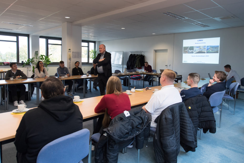 25 Jahre überbetriebliche Ausbildung bei der LMBV - LMBV